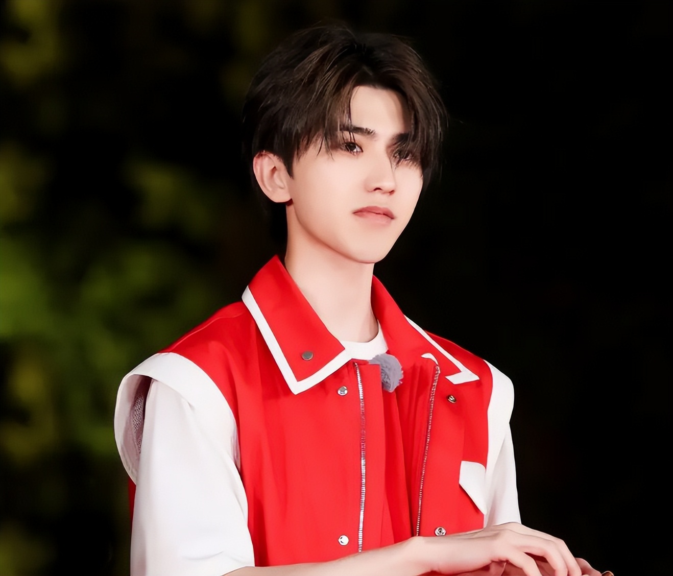 It was revealed that the sailing chapter of "Run" was recorded in ...