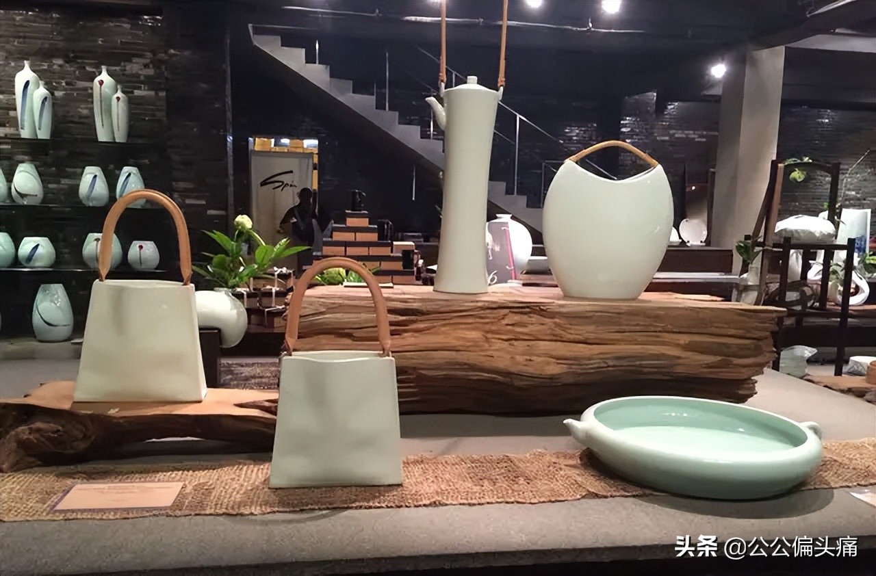 Modern design coupled with Jingdezhen craftsmanship, the porcelain ...