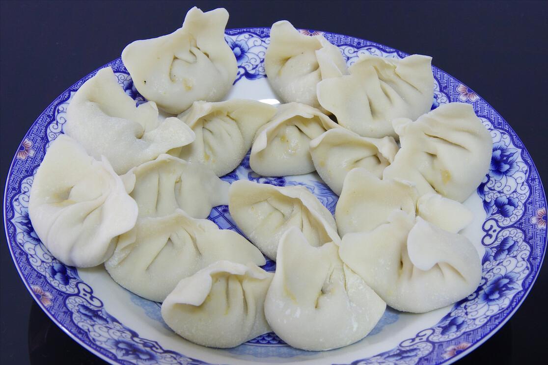 Boil frozen dumplings, cold water and boiling water are not right, do ...