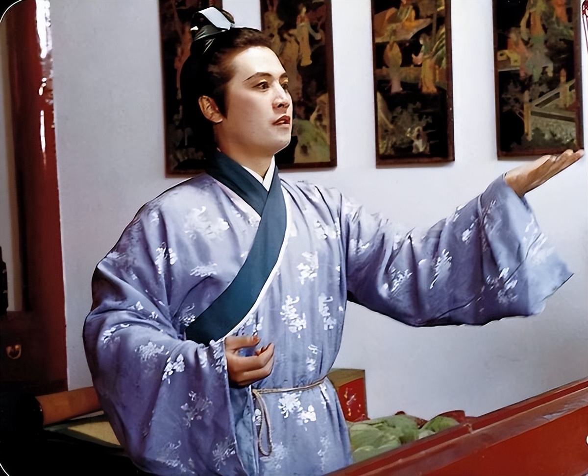 Why can Wang Xifeng tolerate Jia Rong's ambiguous language, but he ...