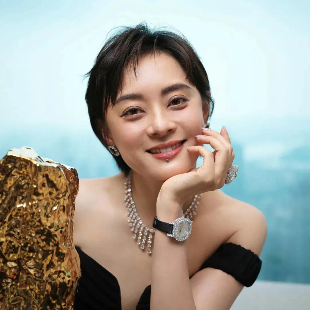 Eye-rolling actresses, popular variety show cafes, Yu Shi, Yi Yang ...