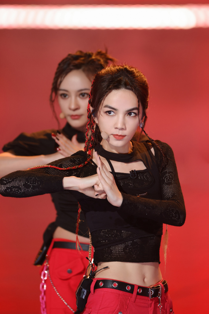 "Sisters Who Make Waves" 4: Sangong's Ella group is too cruel, making people feel uneasy! - iNEWS