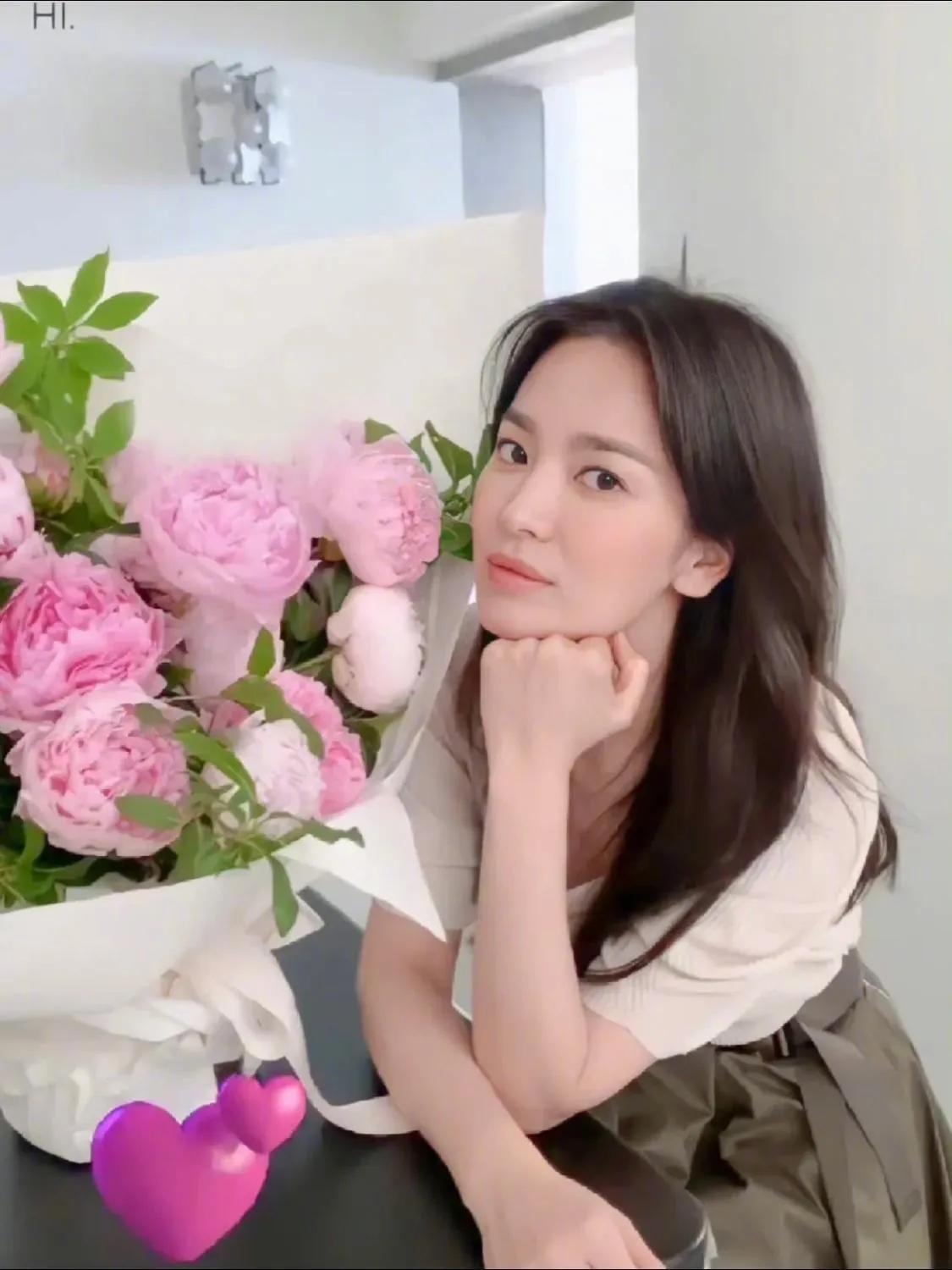 Compared with 20-year-old Song Hye-kyo, I prefer Miss Qiao's 40-year ...