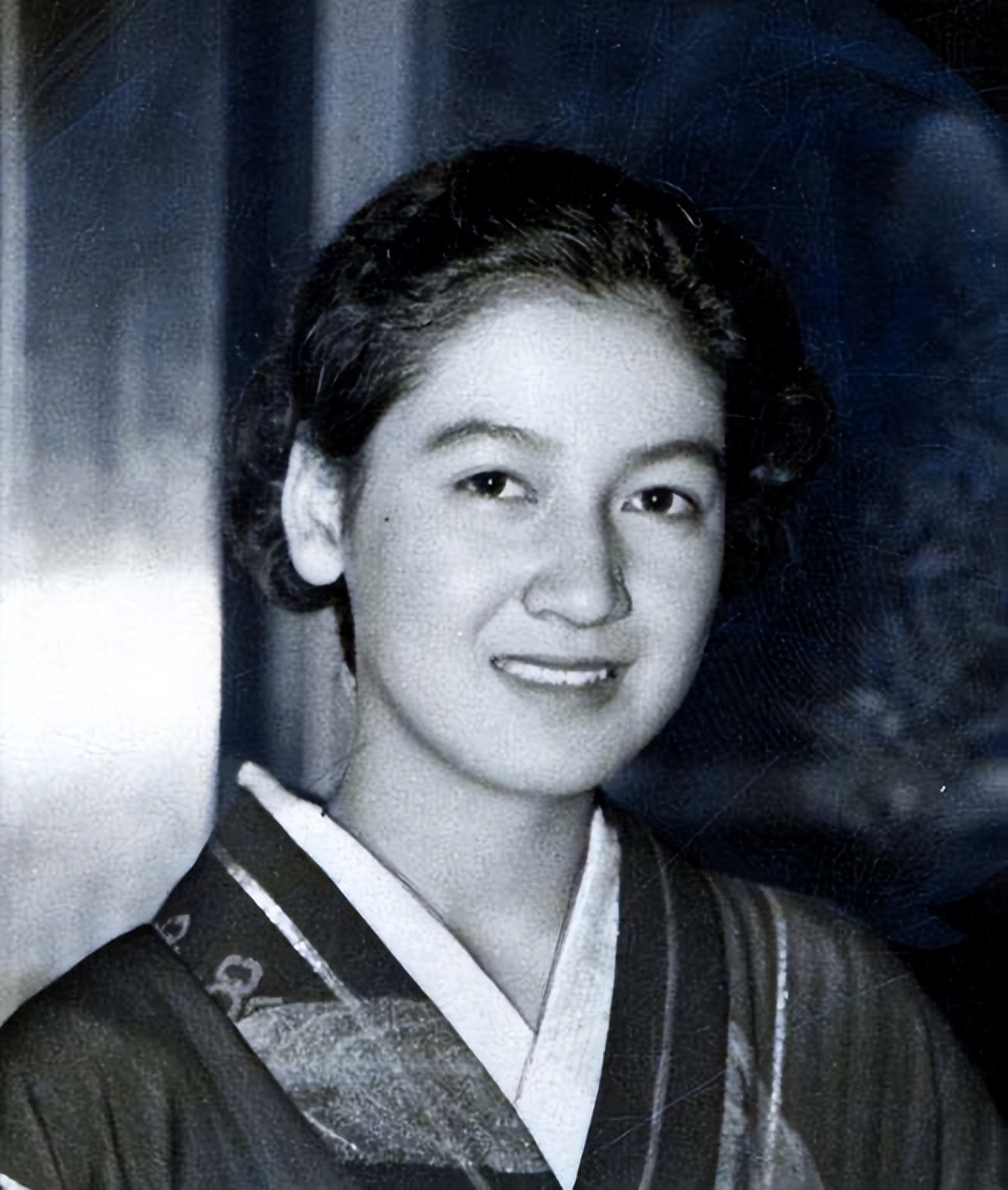 Japanese actress Setsuko Hara, who was given to MacArthur as a lover ...