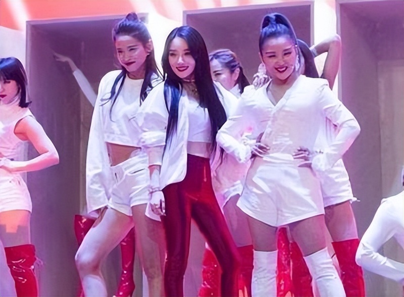 There is a kind of "cosmetic surgery" called divorce. After "staying ...