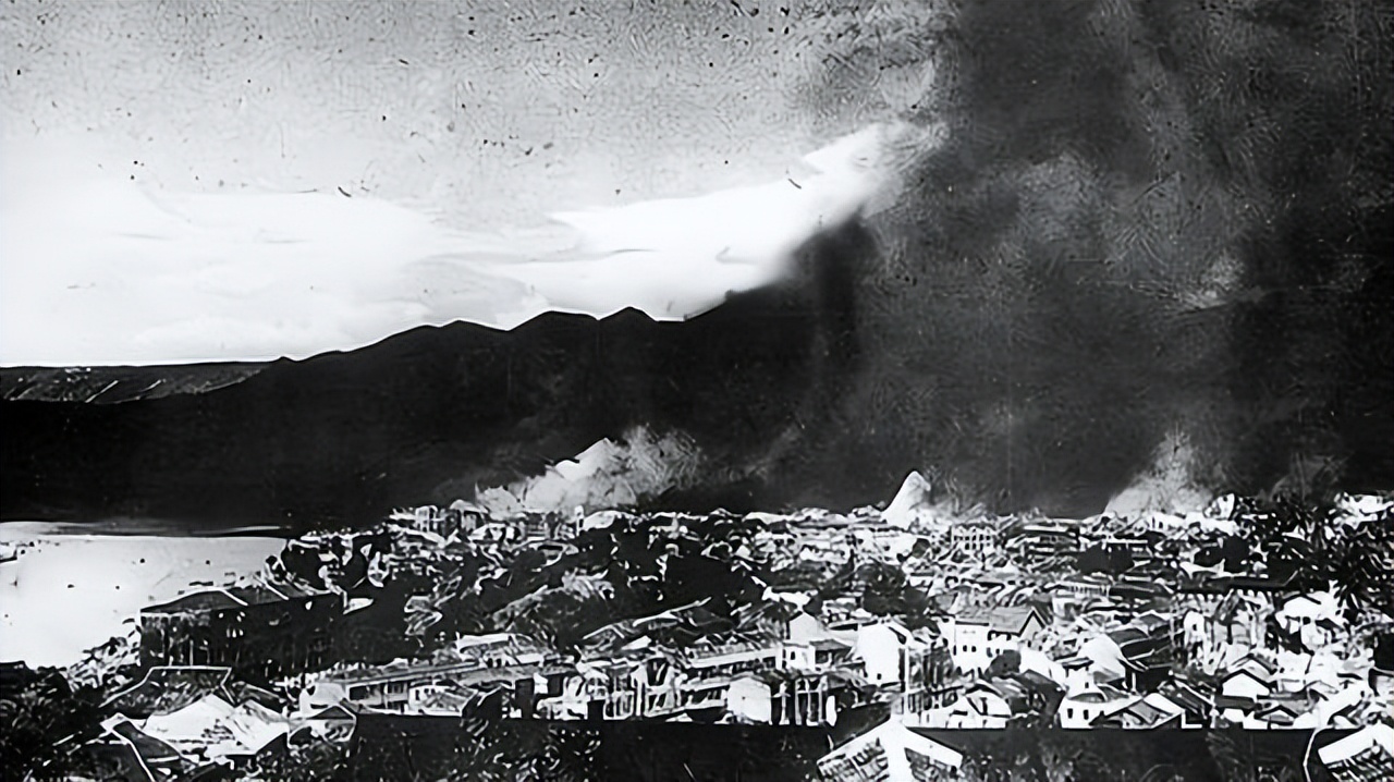 How terrible was the Tokyo bombing in 1945?The river boiled and ...