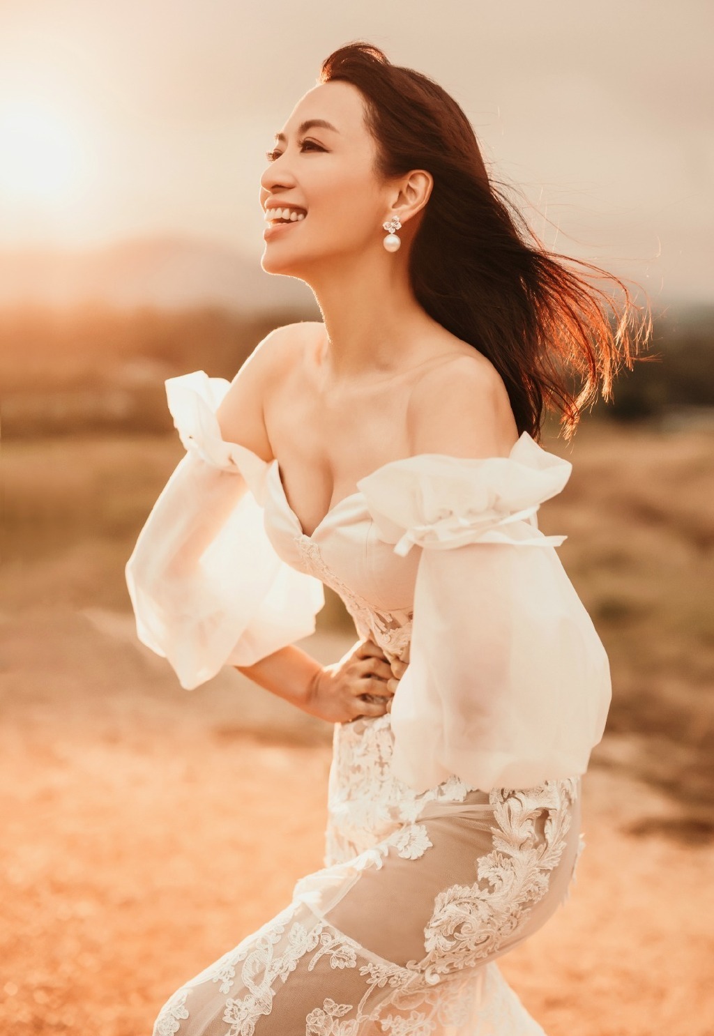 Miss Asia champion Chen Wei is about to remarry, and she has posted her wedding photos. The ...