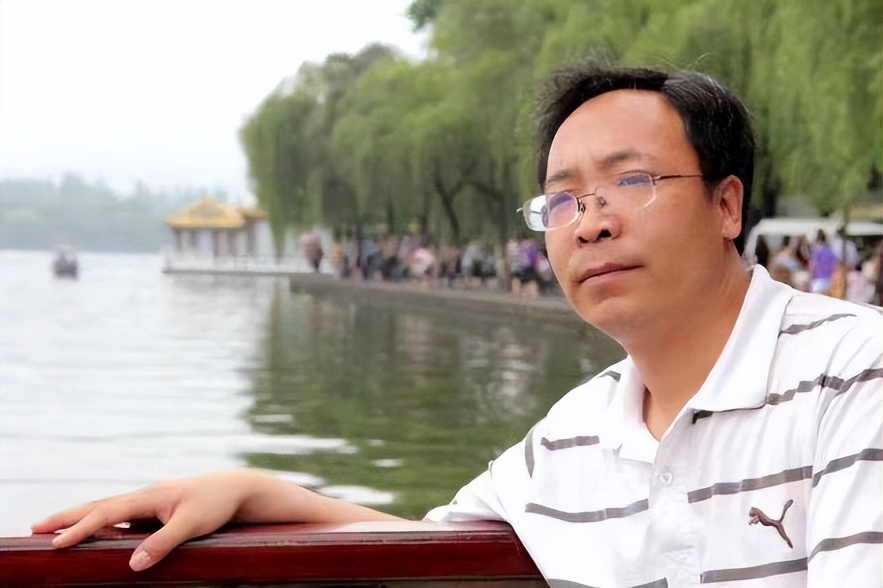 Art China - Li Zongwu's Painting and Calligraphy Exhibition - iNEWS