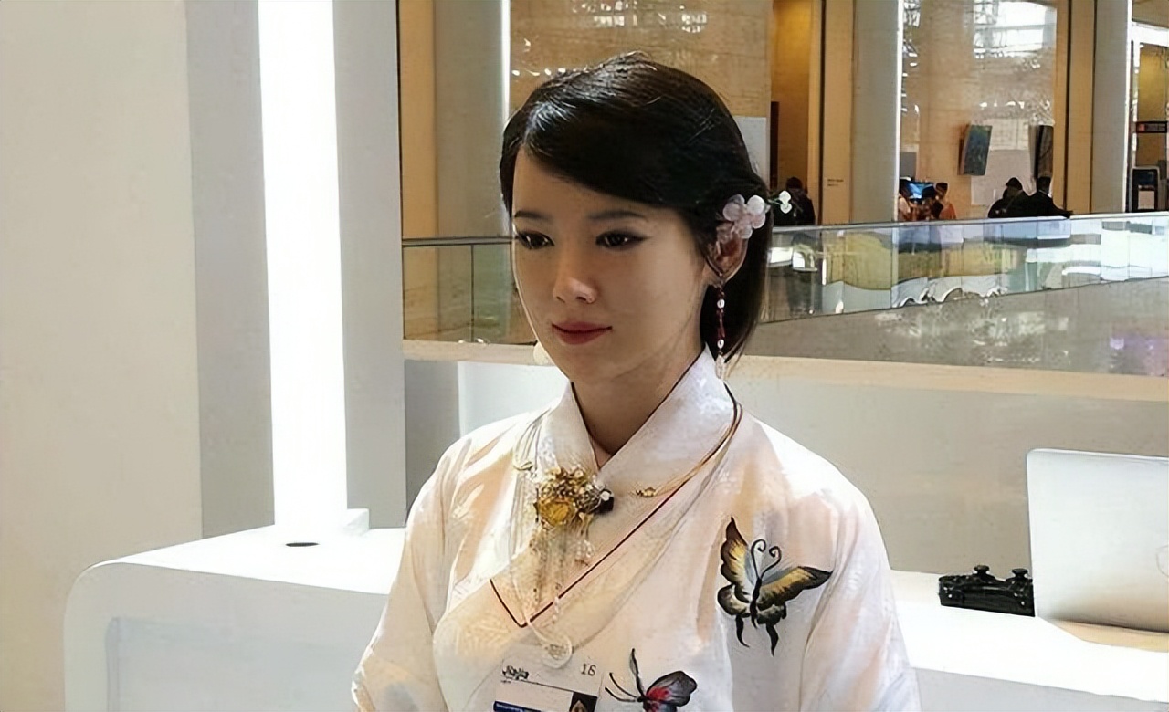 She is the most beautiful robot in China. After reading it, netizens ...