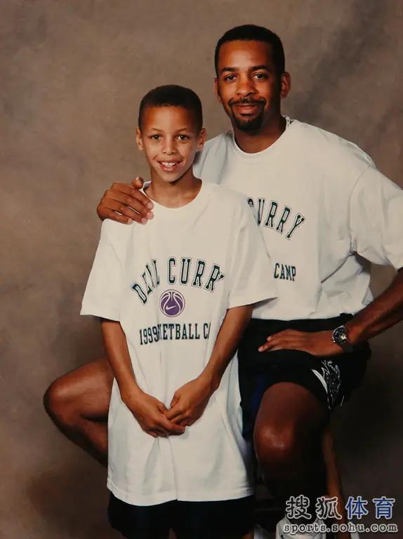 NBA star biography - Curry chapter - iNEWS