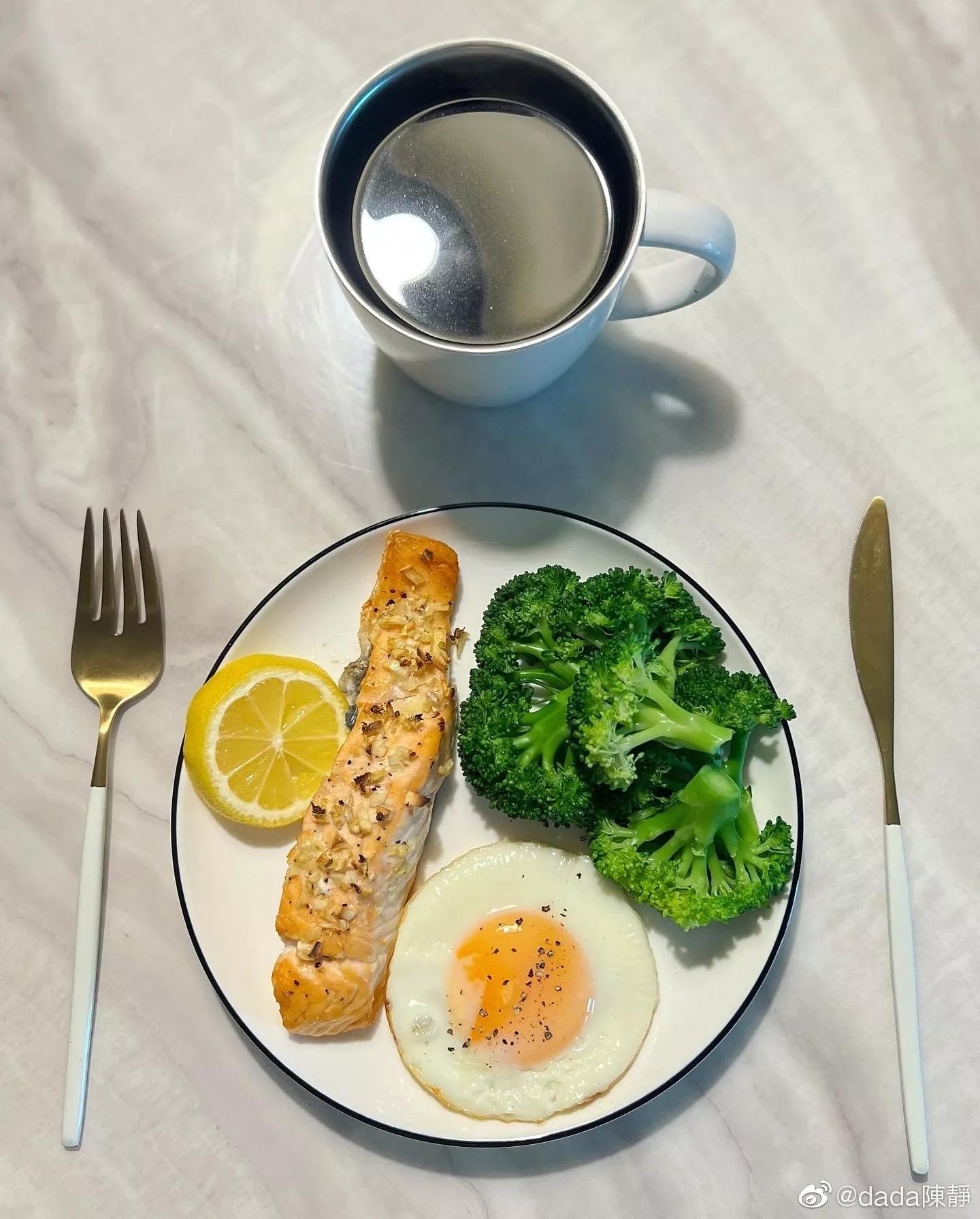 Hong Kong actress Chen Jing posted a beautiful fitness photo!The ...