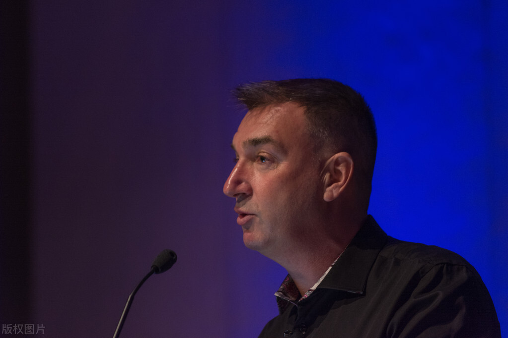 The Clown Prince - Jerry Sanders (AMD) - iMedia