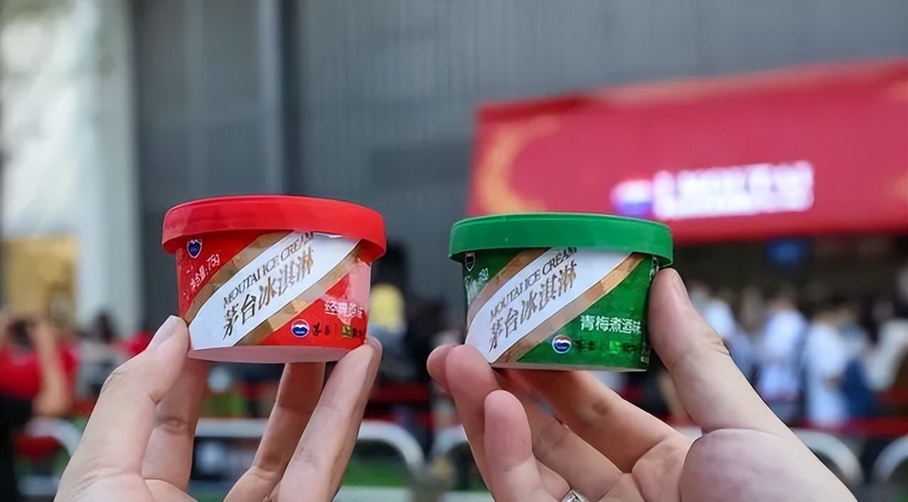 Kilogram of Lai Mao; a box of 12 bottles, a bottle of 2 pounds, a box ...