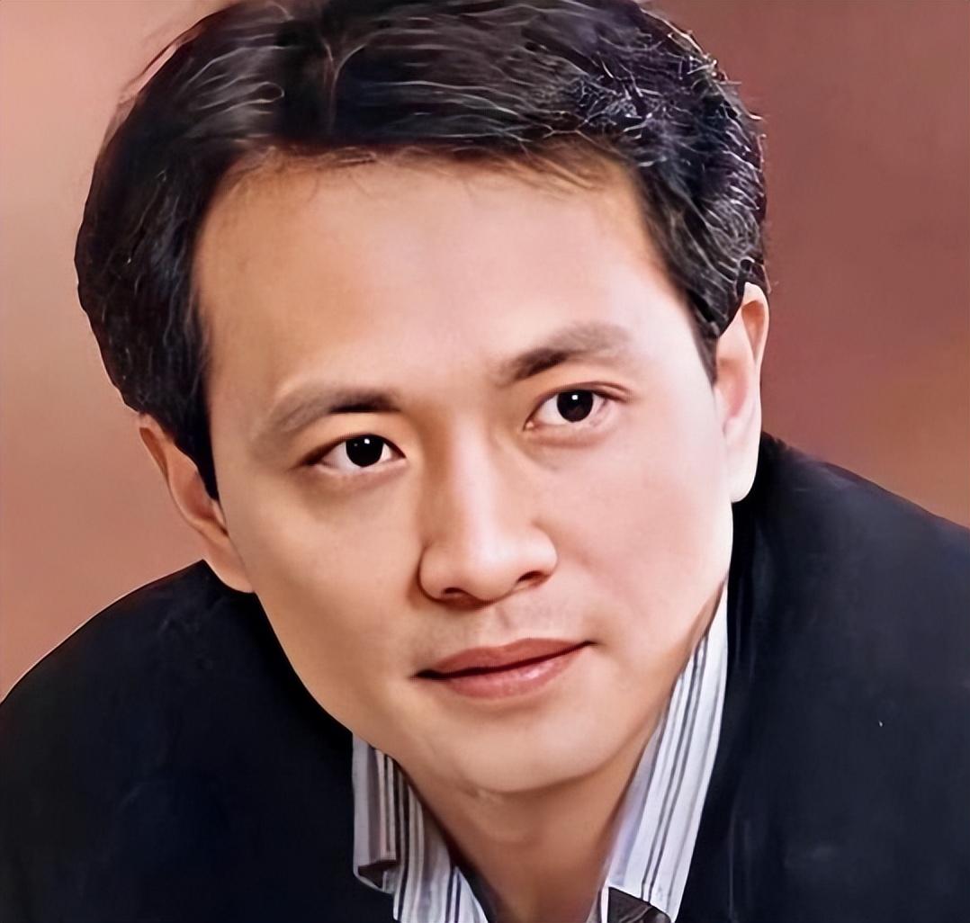 Actor Ding Zhicheng: Working for 3 women all his life, bid farewell to ...