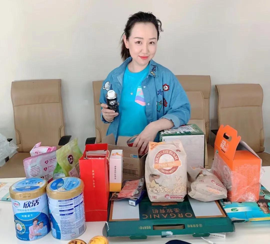 Guan Ling - cute as a child, more cute when grown up - iNEWS