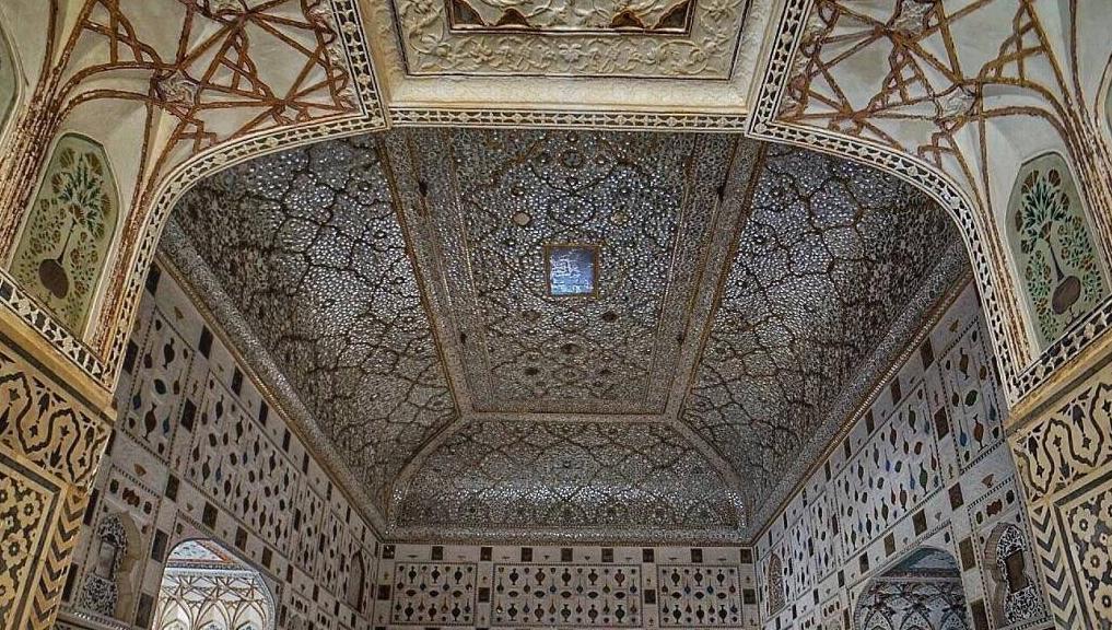 The palace of the Ziyar Dynasty, in the religious sense, shows the ...