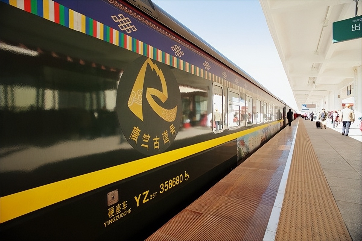 The first "Tangzhu Ancient Road" tourist brand train from Xi'an will ...