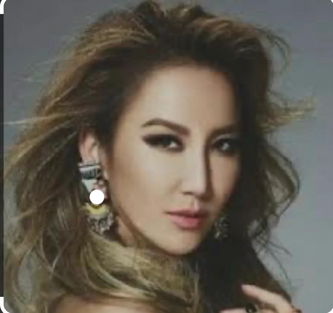 The Goddess of CoCo Lee's Music, the Fighter of Life - iNEWS
