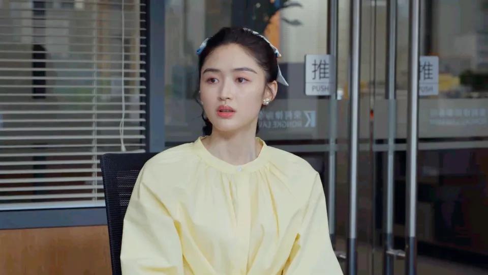 "Ordinary Road" Kang Keren: She made her debut with "Jian Ye" and made ...