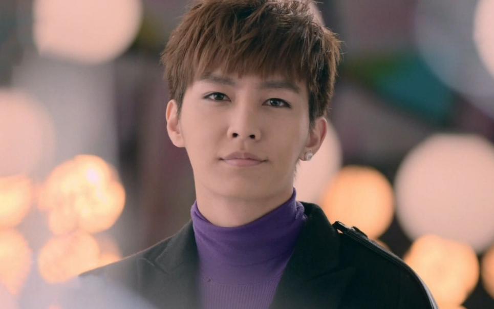 Aaron Yan bowed to his ex-boyfriend for forgiveness! Weeping bitterly ...