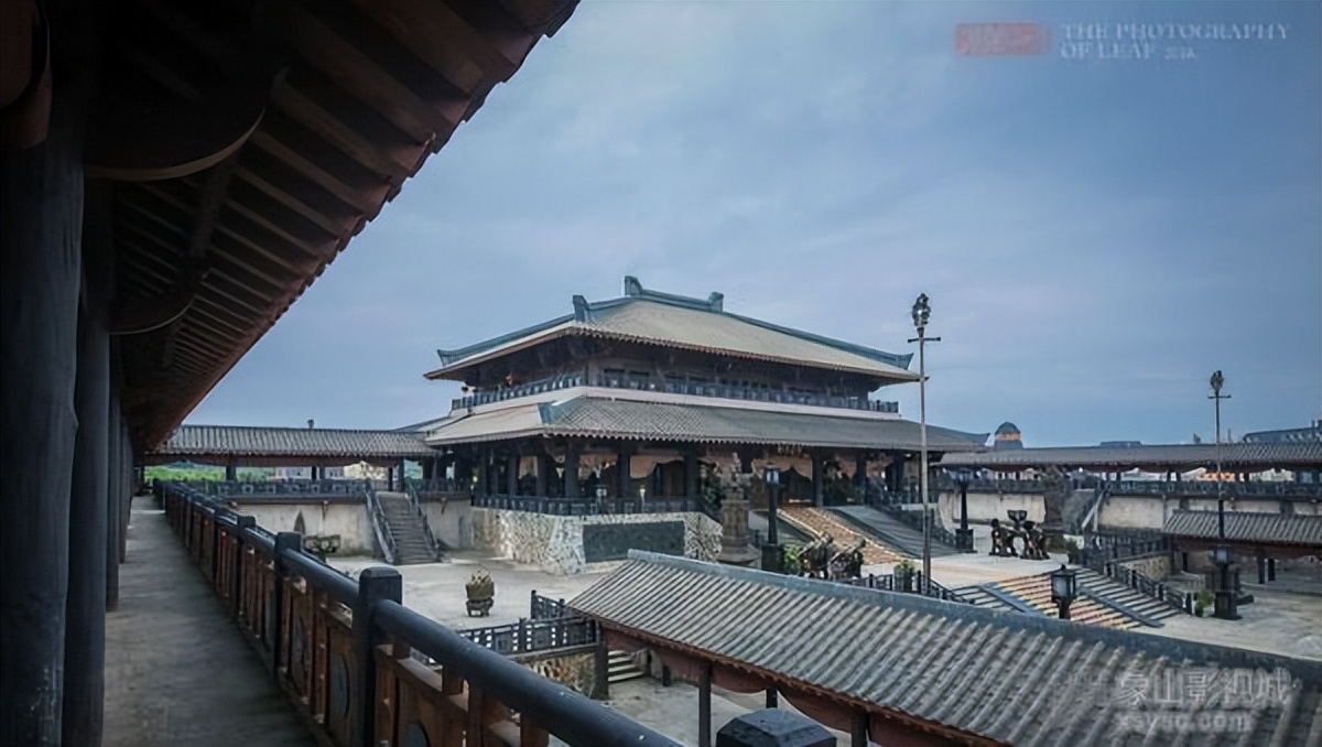 Walk into Xiangshan Film and Television City and uncover the story ...