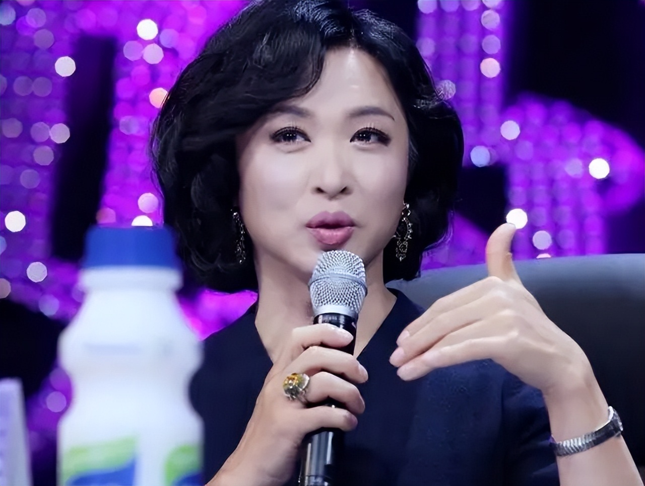 Jin Xing broke through the chaos in the entertainment industry with a few words, and repeatedly ...