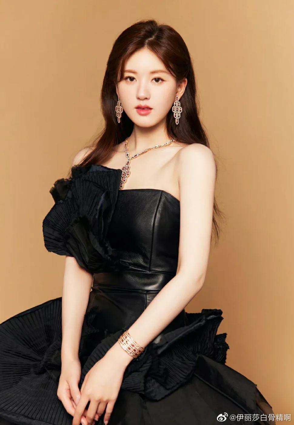 Xiao Zhan and Zhao Lusi's V list broke through 9 actors and actresses ...