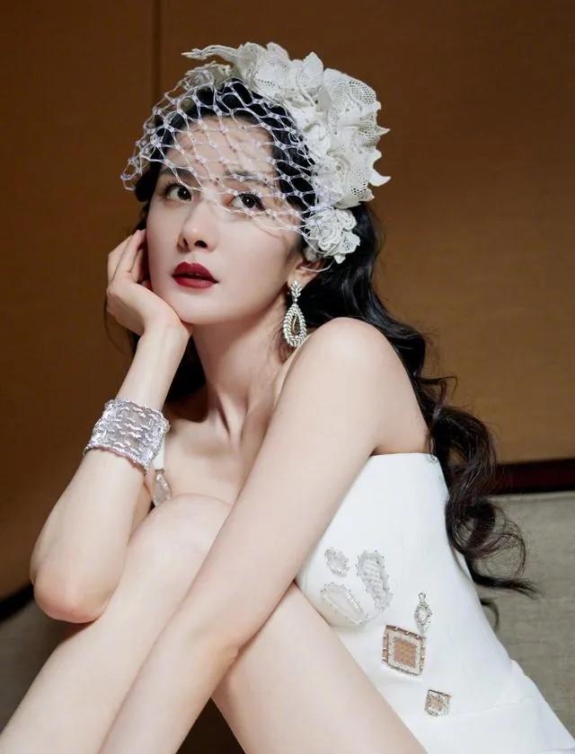 Yang Mi Yang Mi, Yang Mi Yang Mi - iMedia