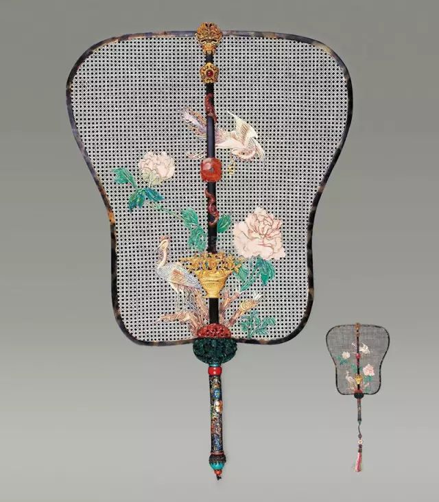 Ancient fans, the timeless oriental beauty! - iNEWS