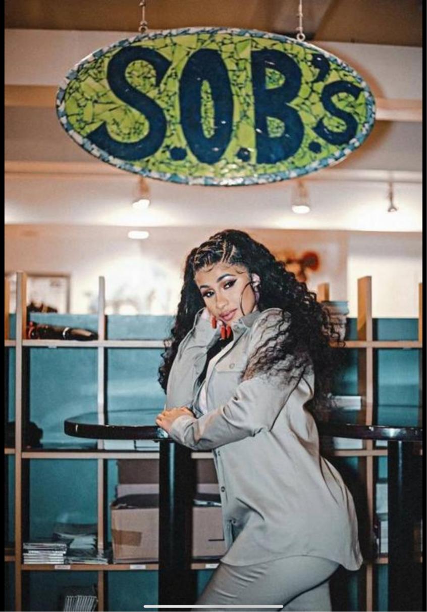 American actress Cardi B provokes controversy! Concert reveals private ...