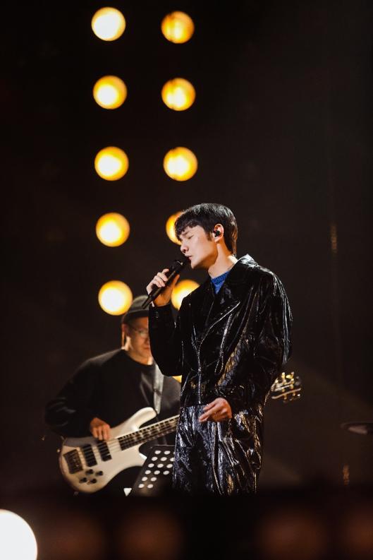 Netease Cloud Music's first village evening line: Singing red songs ...