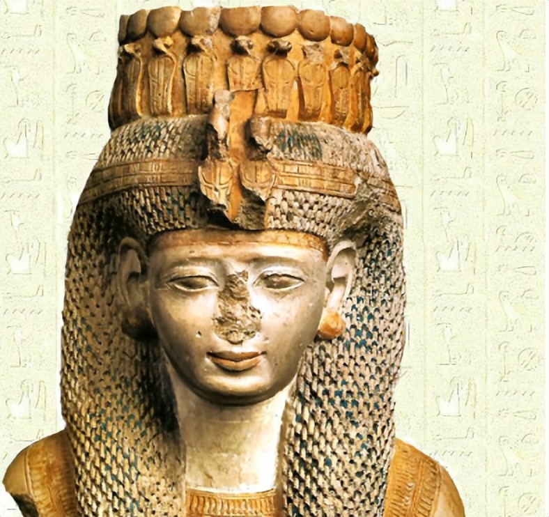 How did the social status of women change during the New Kingdom of ...