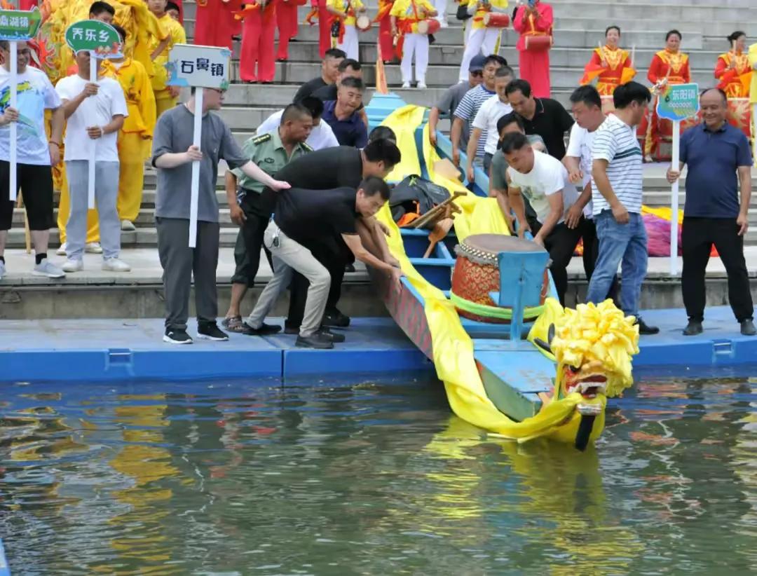 Dragon Boat Parade in Ronggui, Shunde - iMedia