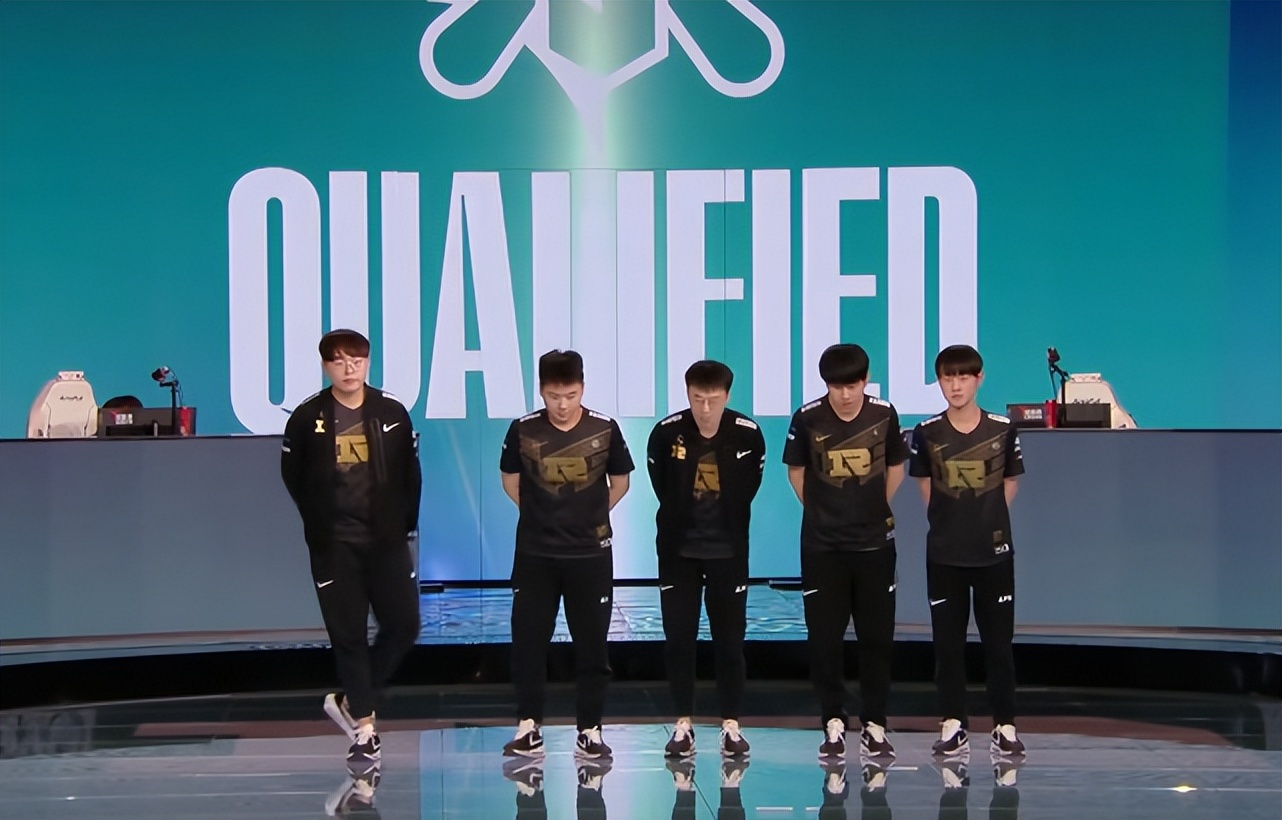 RNG advances to the World Championship!The most important battle of the ...
