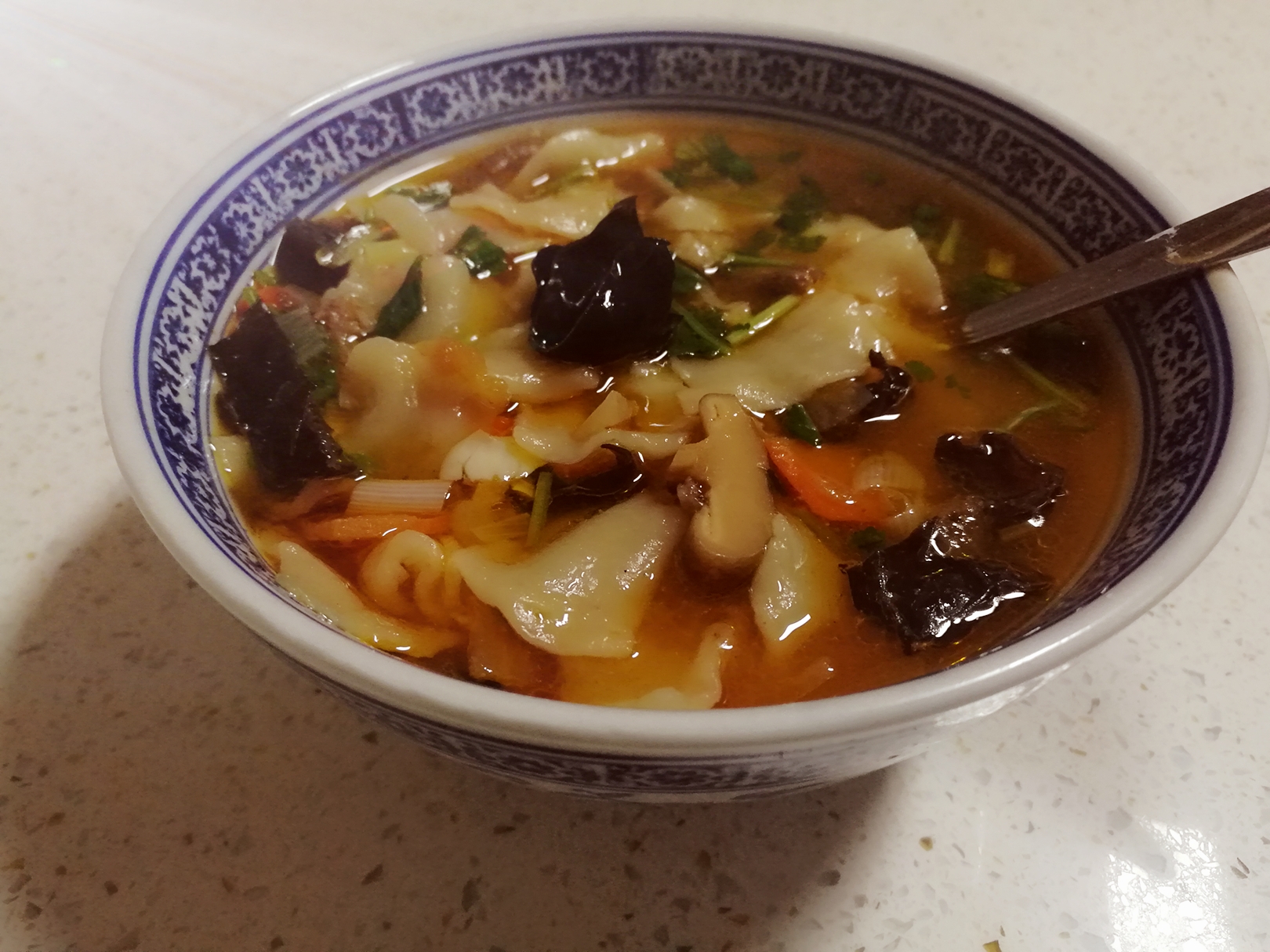 Xinjiang Ququ, is it wonton or soup rice?Eat it if you love beauty - iNEWS