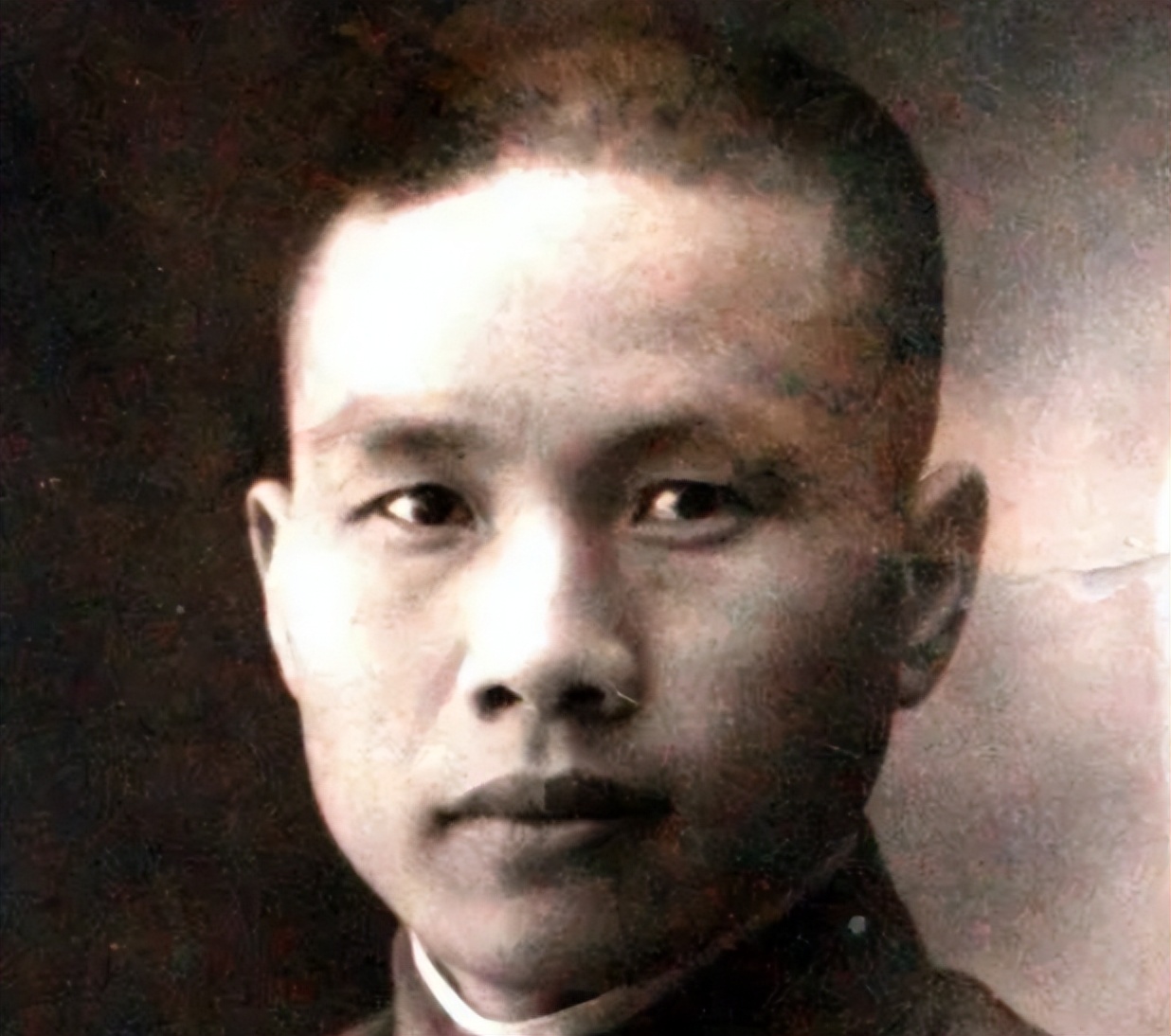 Sun Liangcheng, who surrendered to the People's Liberation Army in the ...