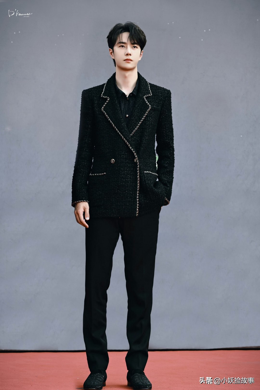 Wang Yibo appeared on the red carpet twice, with a chic suit and ...