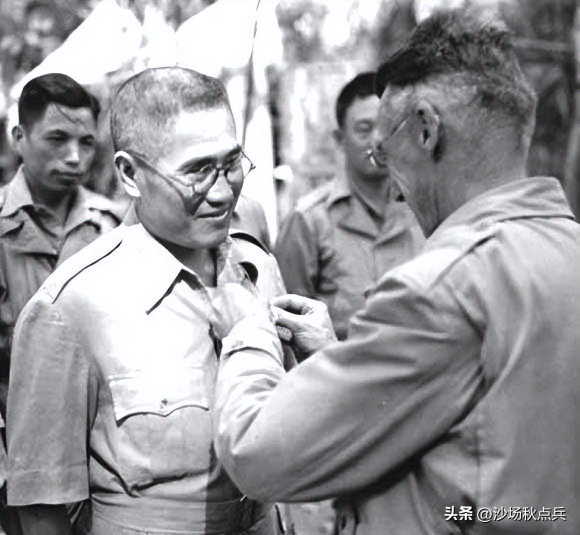 After the Anti-Japanese War, Lao Jiang believed that Zhang Lingfu's ...