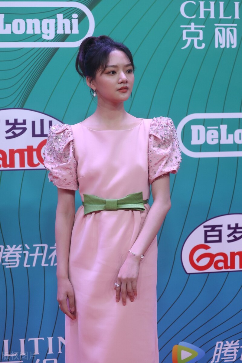 Ren Min broke down and burst into tears, directly expressing her ...