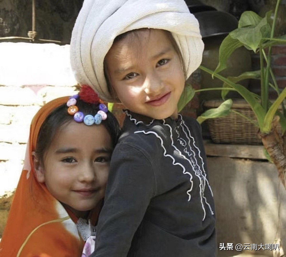 Li Wanda: A wild child from the rainforest of Xishuangbanna, now ...