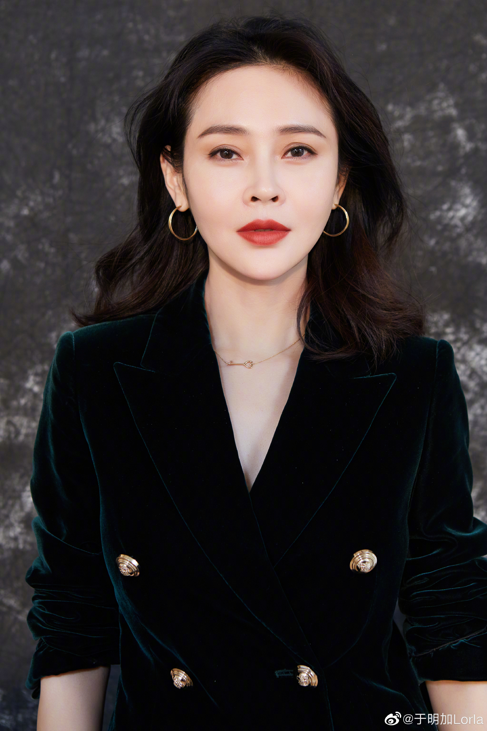 The 41-year-old "guijie" Yu Mingjia's recent photos were exposed: she ...