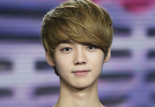 Lu Han's tenth anniversary of his debut, from an obscure trainee to a ...