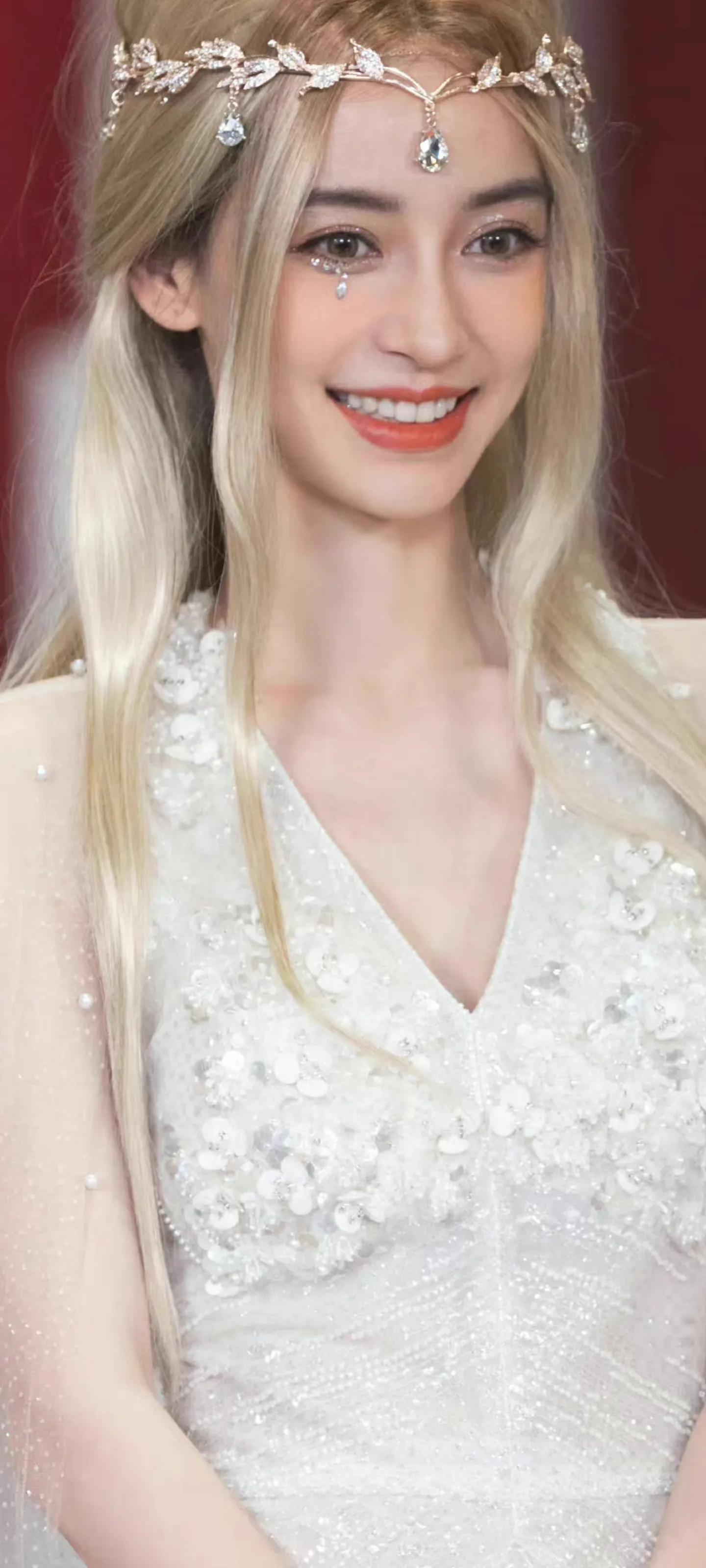 Elf Queen Yang Ying | Meitu Wallpaper Photo - iNEWS