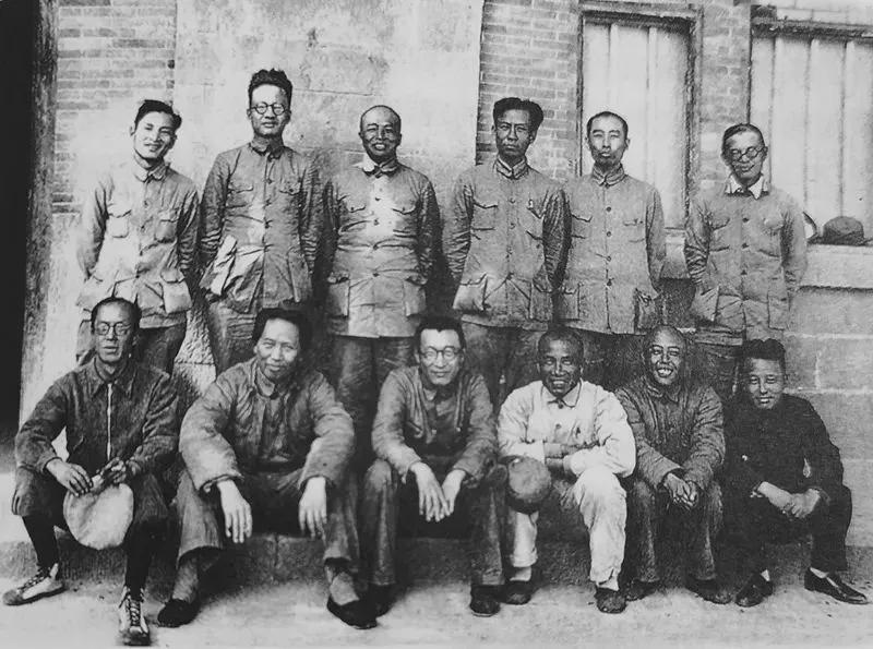 Wang Ming began to admit his counsel on May 3, 1940, and called for ...