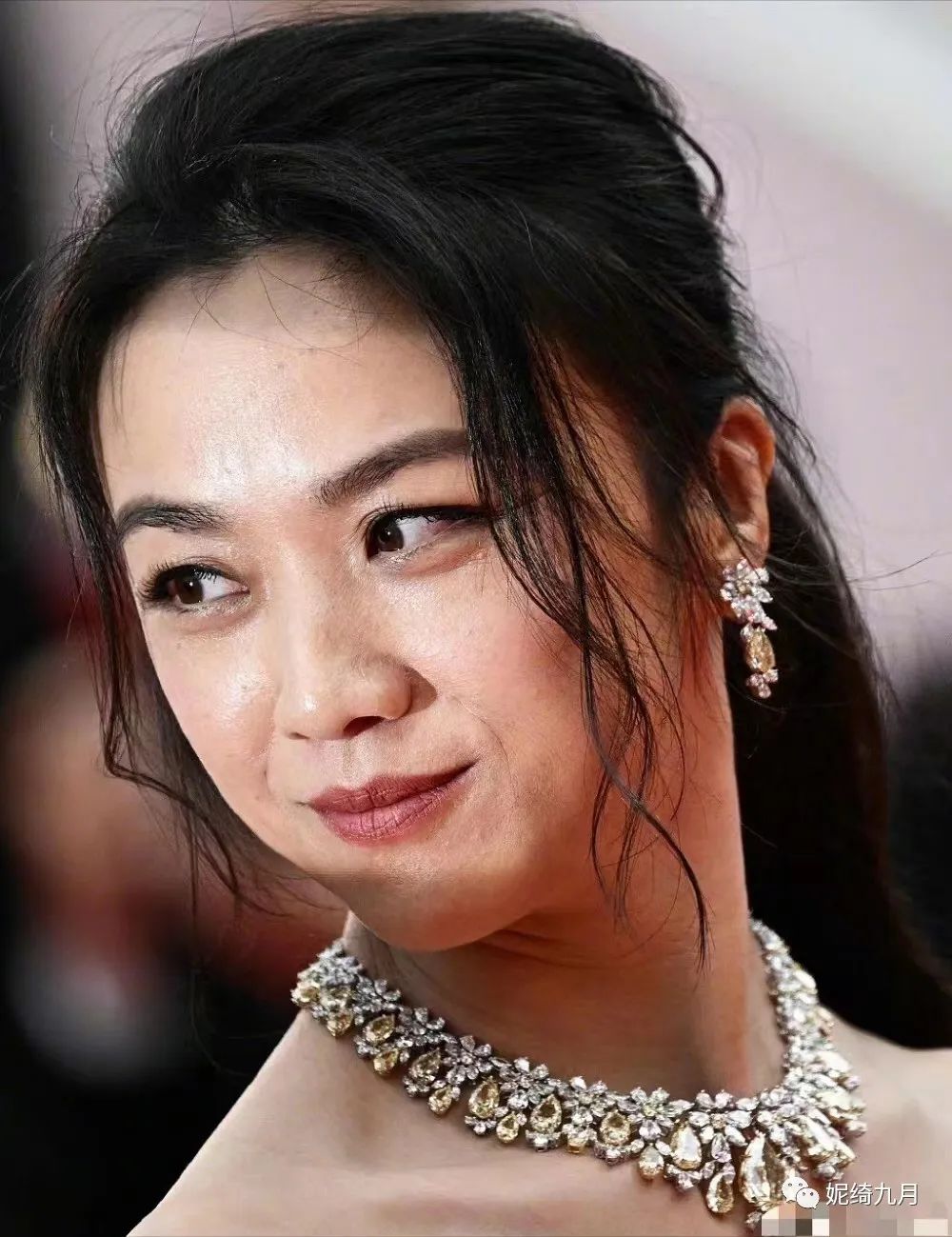 The 44-year-old Tang Wei's Cannes "big photo" looked directly at the ...