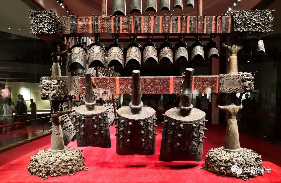 Paradoxical Chu Culture - iNEWS