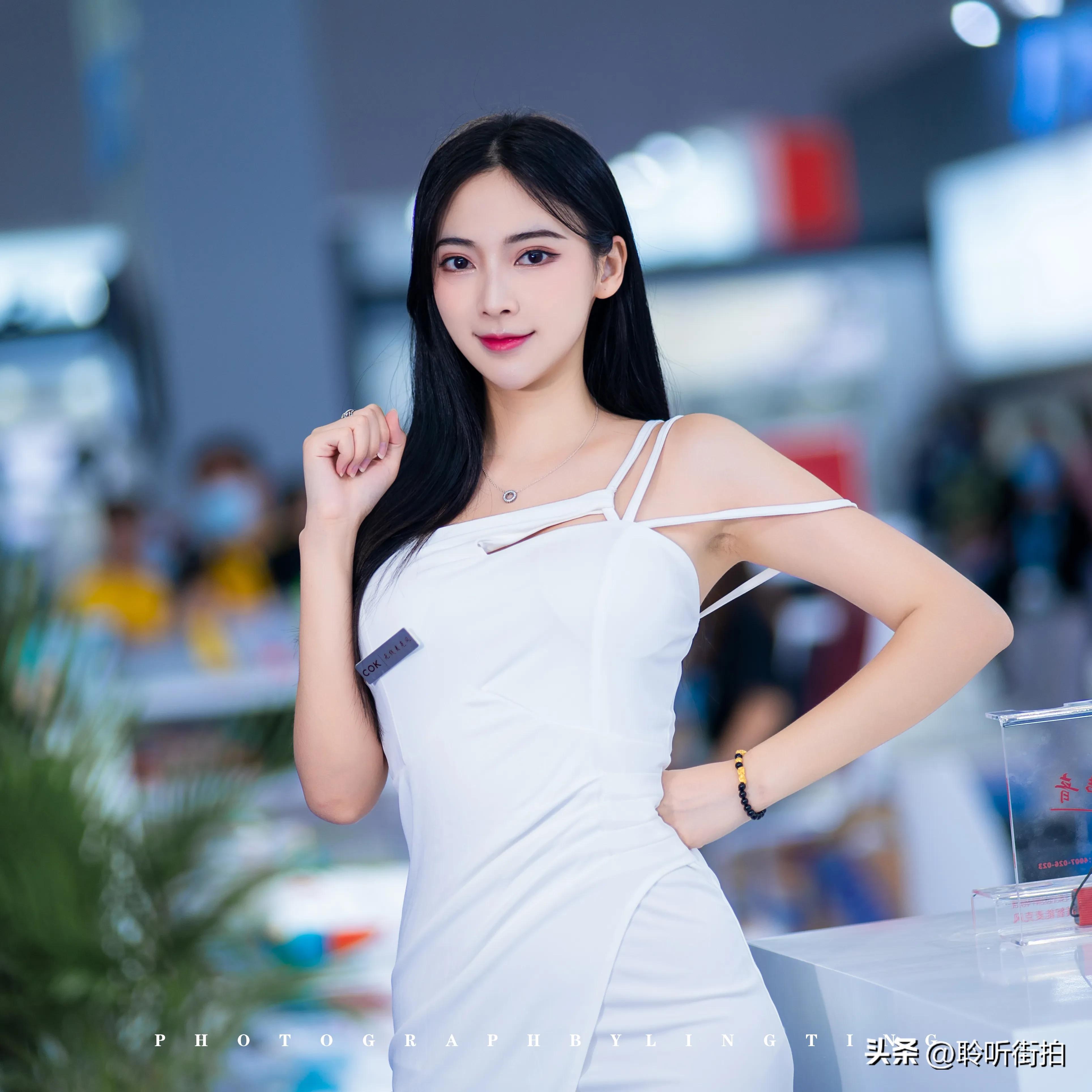 Sister Yanfang who is cold outside and hot inside - iNEWS