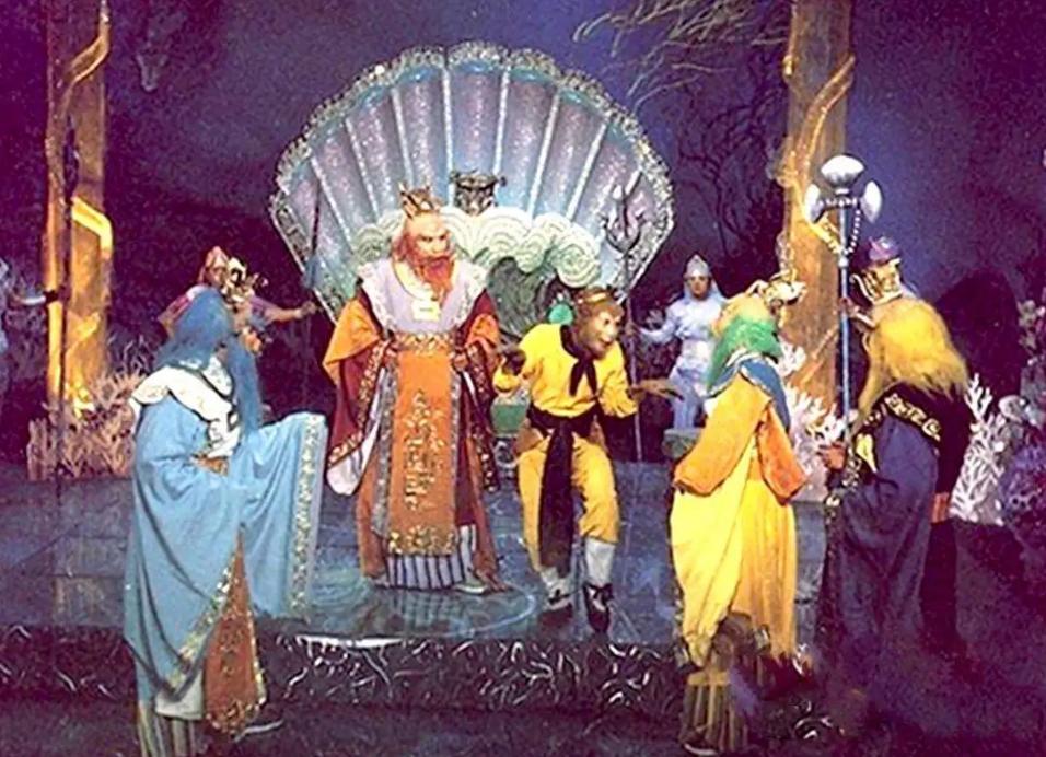 For more than a thousand years, why does the golden hoop only recognize ...