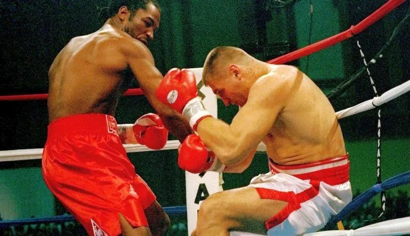 Records of Heavyweight Boxing Champions in the 1990s (3) - iNEWS