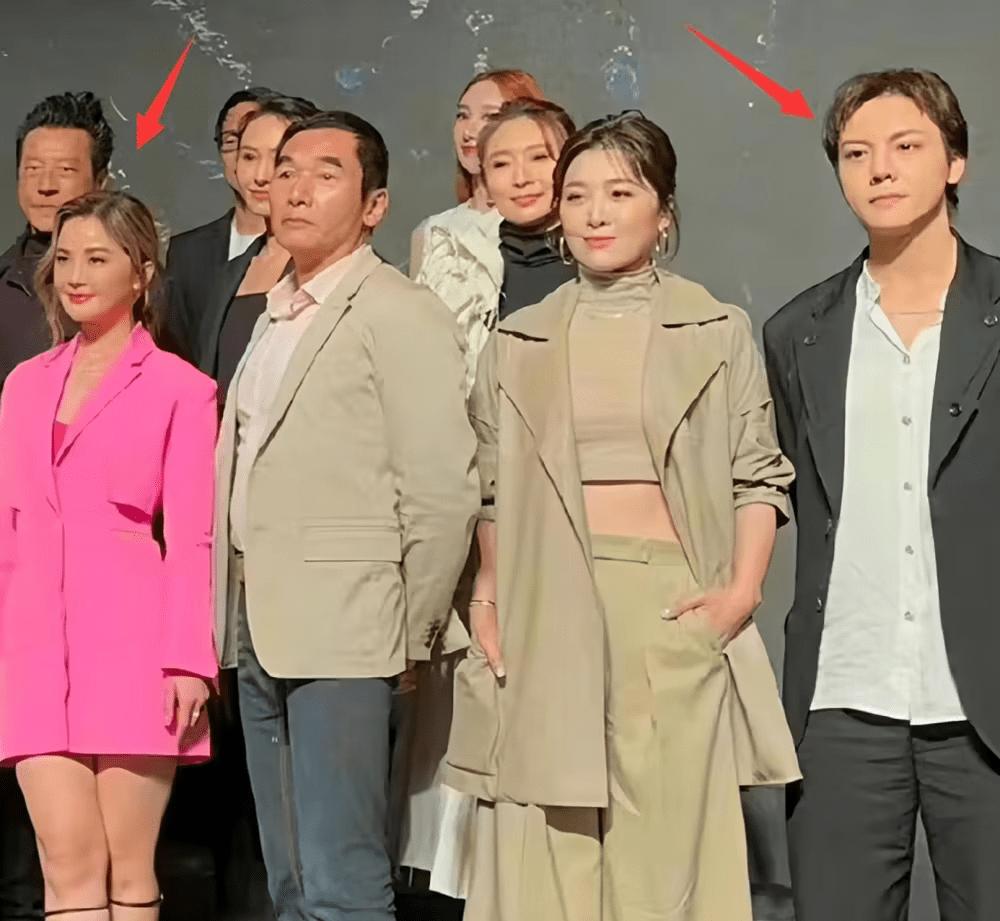 Chen Weiting and He Sui's relationship was suspected to be exposed, and the two went home ...